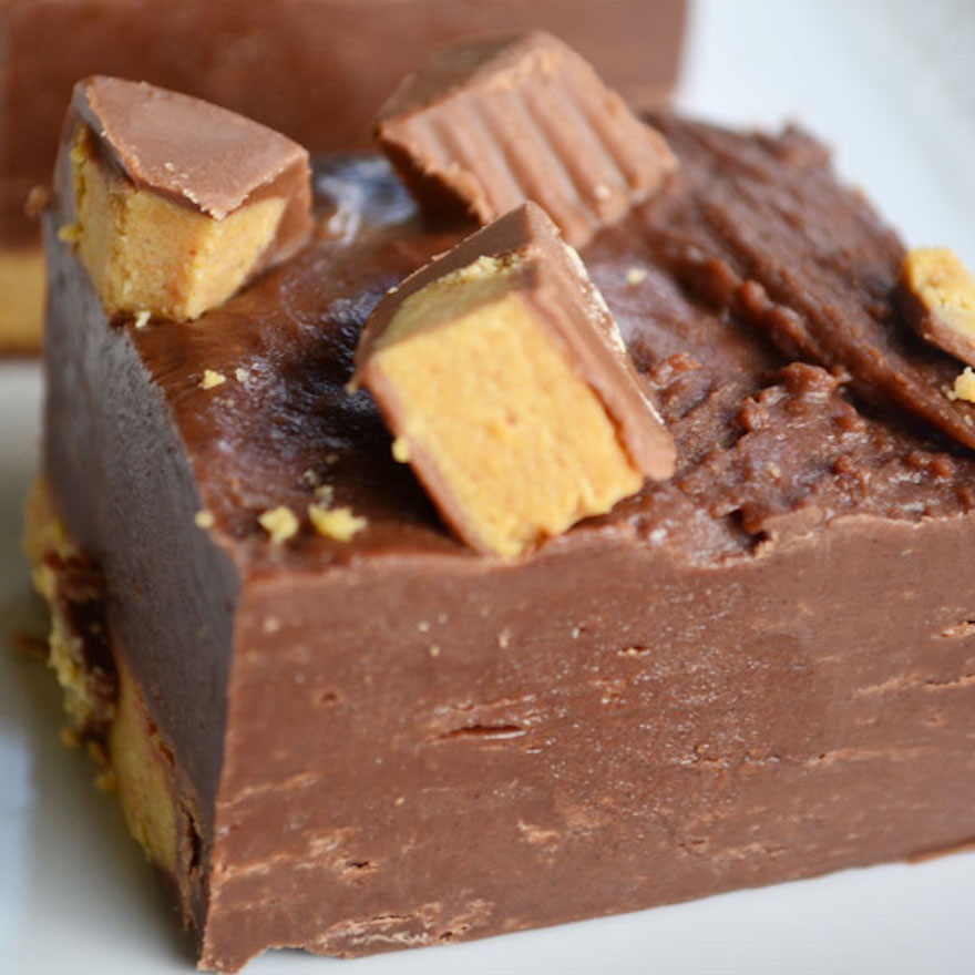 Peanut Butter Cup Fudge – Sweet Baked Life